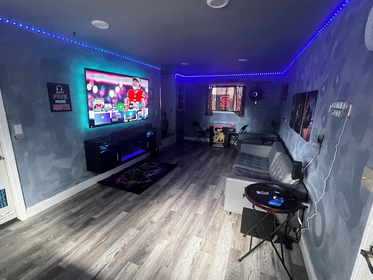 The Tree House 4-bedroom House In Charming Placerville With Ac Sleeps 8 - Placerville, CA