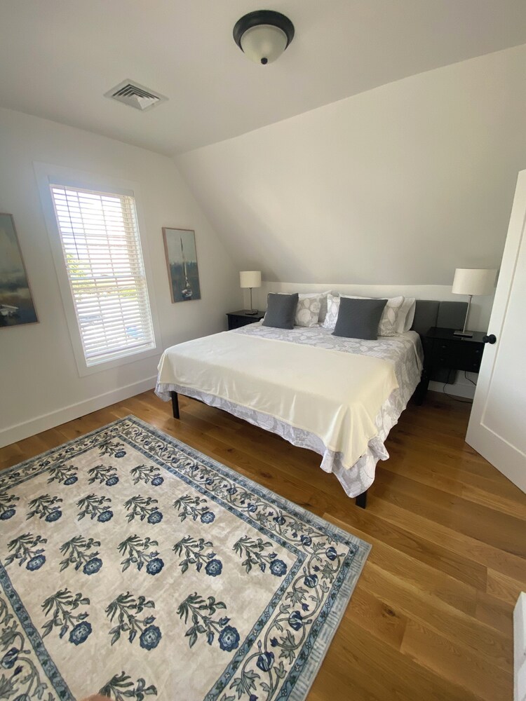 Cool 4-bedroom house with AC in Bridgeport Reviews, Deals & Photos 2025 ...