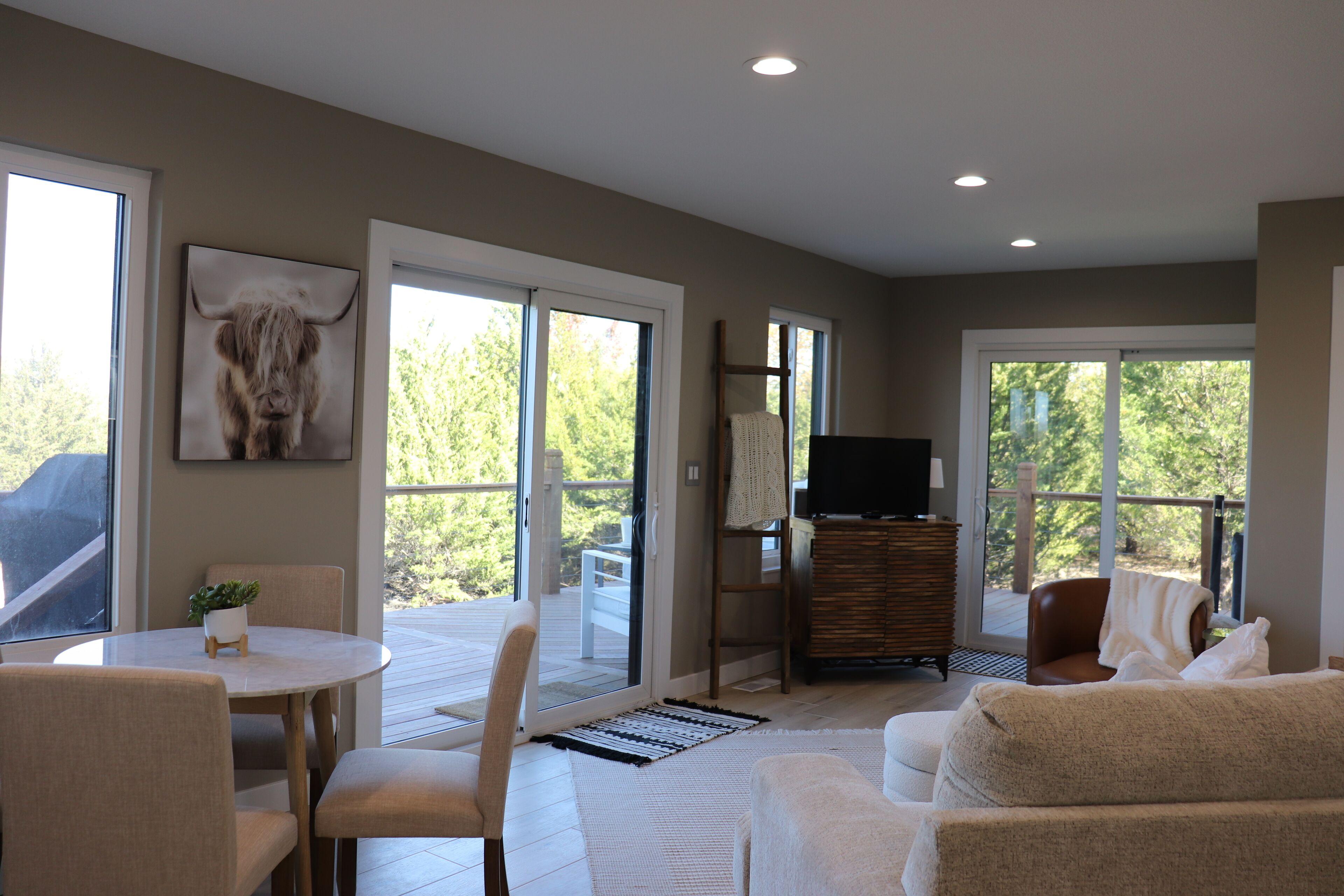 \Tromantic Getaway Cabin W/ Rooftop Spa, Fire Pit & Golf Cart - Kansas (State)