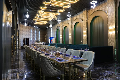 Restaurante. ShedevrPLAZA