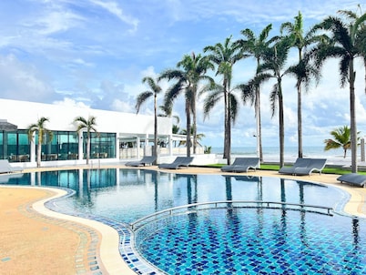 Chaolao Sea Breeze Resort