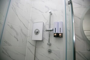 Um polibã, toalhas fornecidas