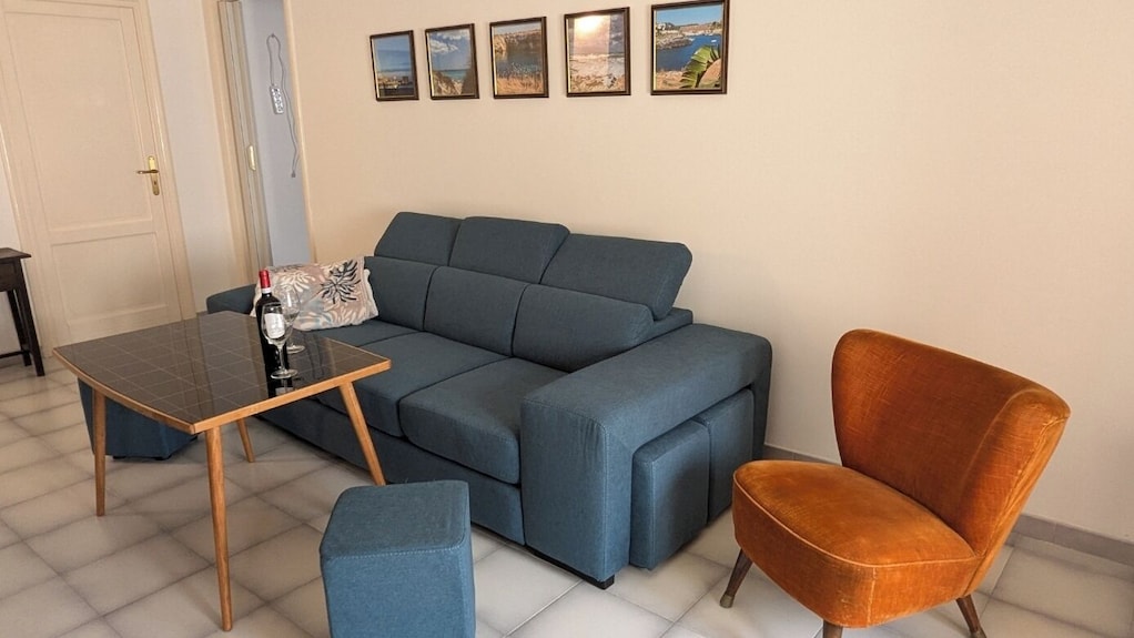 Casa Emilia - "Your Temporary Home" - Spacious, Cozy And Central - Carovigno