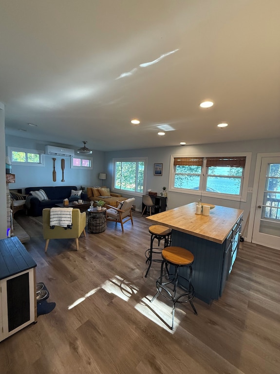 Charming 2-bedroom Bungalow On Beaver Dam Lake - 福克斯萊克