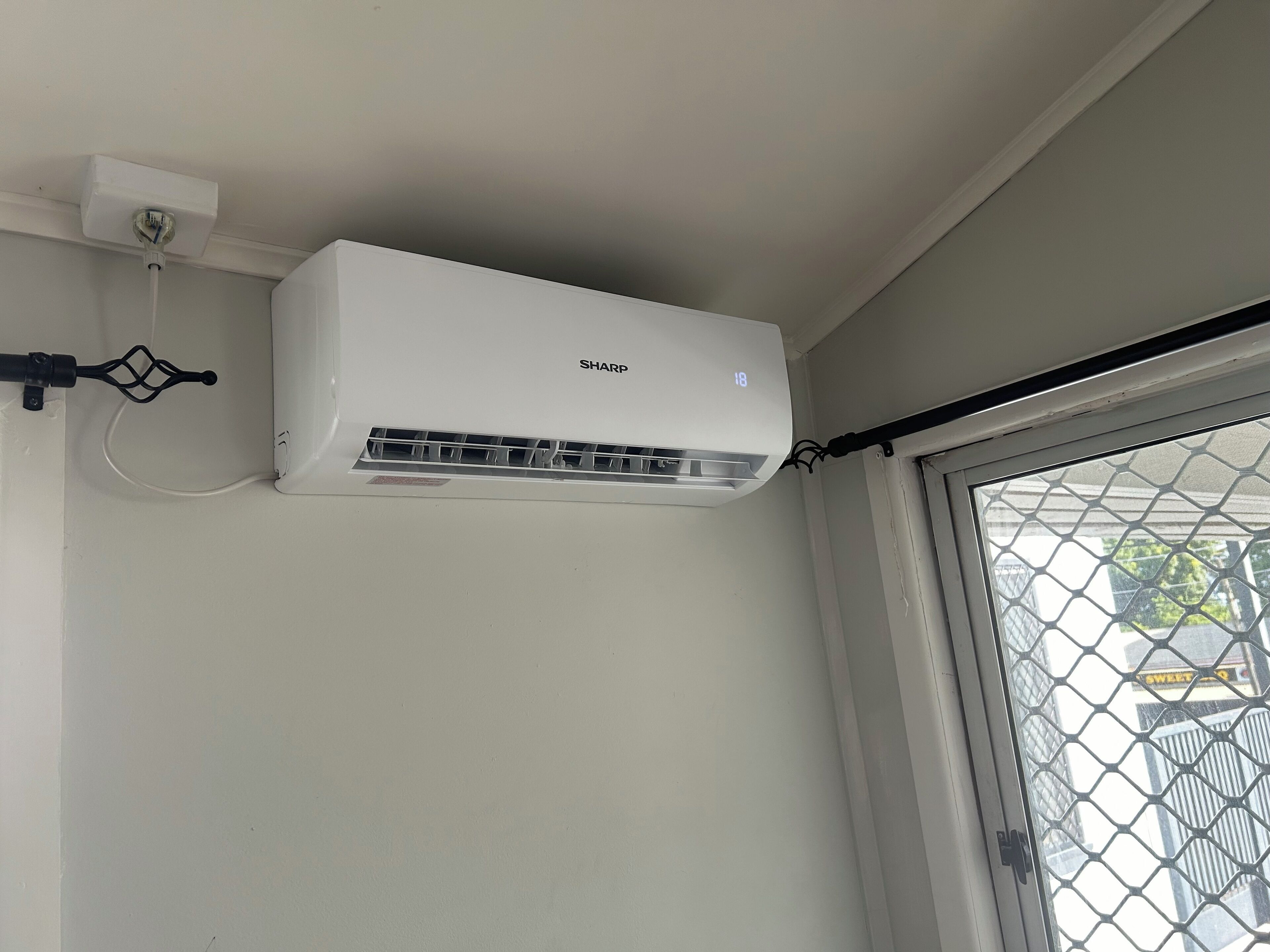 Ferro/tábua de engomar, Wi-fi grátis 