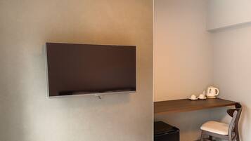 Quarto Duplo Standard | Secretária, Wi-fi grátis, roupa de cama fornecida