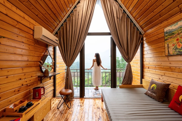 Bungalow Familiar, varanda, vista para a montanha | Roupa de alta qualidade, Wi-fi grátis, roupa de cama fornecida