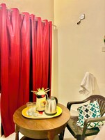 Quarto casal básico | Wi-Fi de cortesia