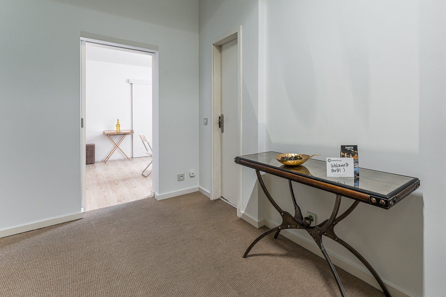 Apartamento (One-Bedroom Apartment)