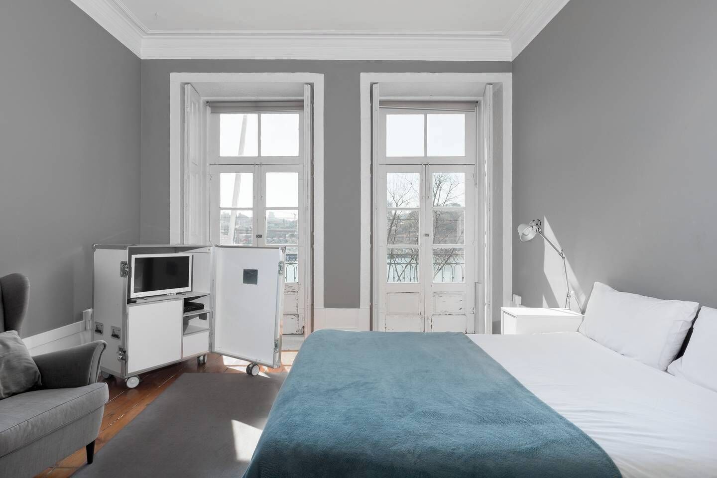 Apartamento (Deluxe Suite with River View) | Roupa de cama fornecida 