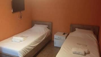 Quarto Duplo ou Twin Standard, Vista para a cidade | Secretária, Wi-fi grátis