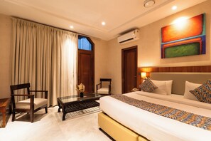 Quarto Familiar | Secretária, ferro/tábua de engomar, Wi-fi grátis 