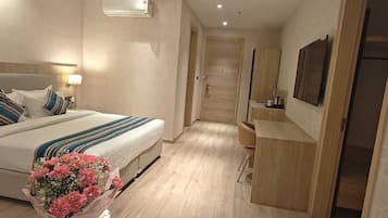 Quarto Duplo Club | Secretária, ferro/tábua de engomar, Wi-fi grátis