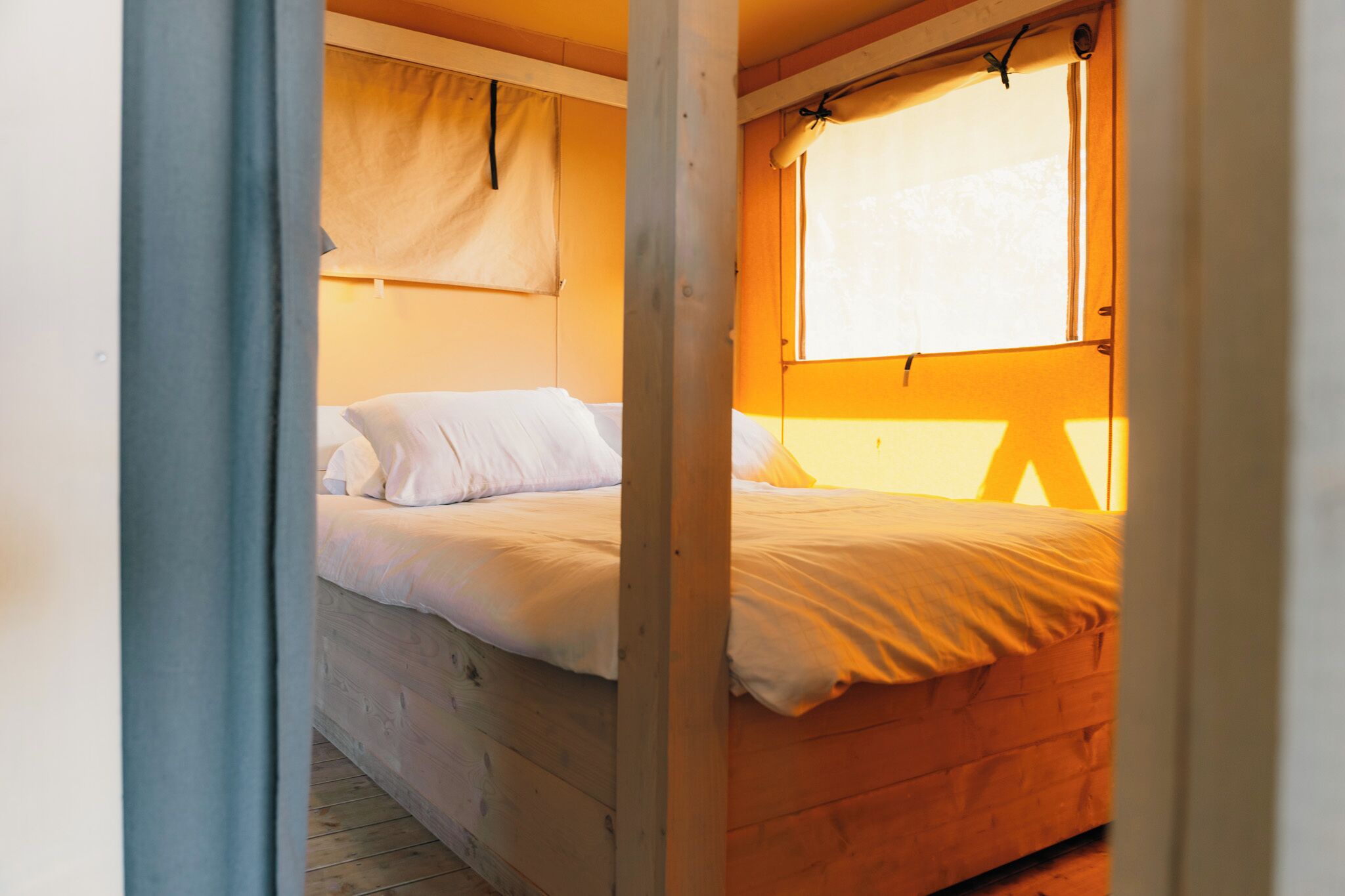 Enjoy Luxury Glamping In The Safaritcottage At Vakantiepark De Sallandshoeve: Perfect For A Comfortable Holiday In The Nature Of The Veluwe. - Raalte