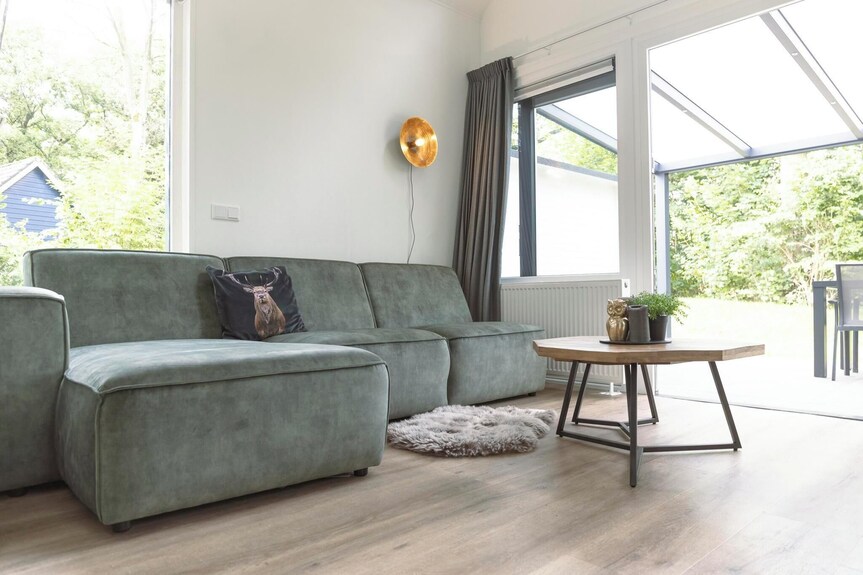 De Ijssel Luxe Bungalow Biedt Luxe En Rust In De Natuur Voor 4 Personen, Met Moderne Voorzieningen En Een Prachtig Terras. - Raalte