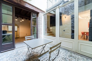 Apartamento Comfort, 3 quartos | Vista para o pátio