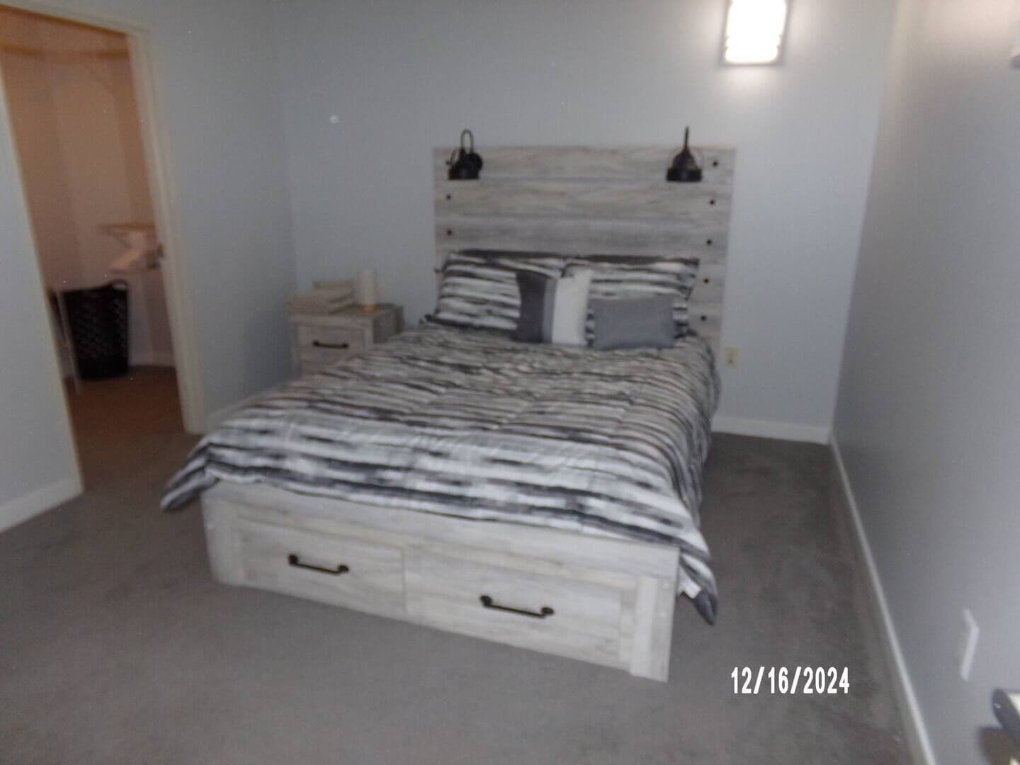 The Block In Downtown Indy - Indianapolis Zoo, Indianapolis