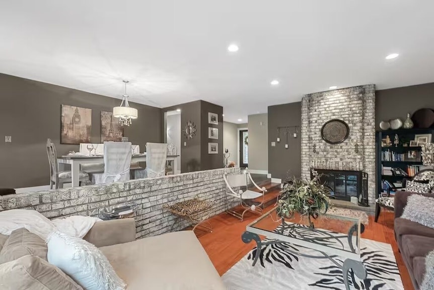 St Louis Co- Tranquil 2-bed/1 Bath House -Stl County-sleeps 1-4 - Eureka, MO