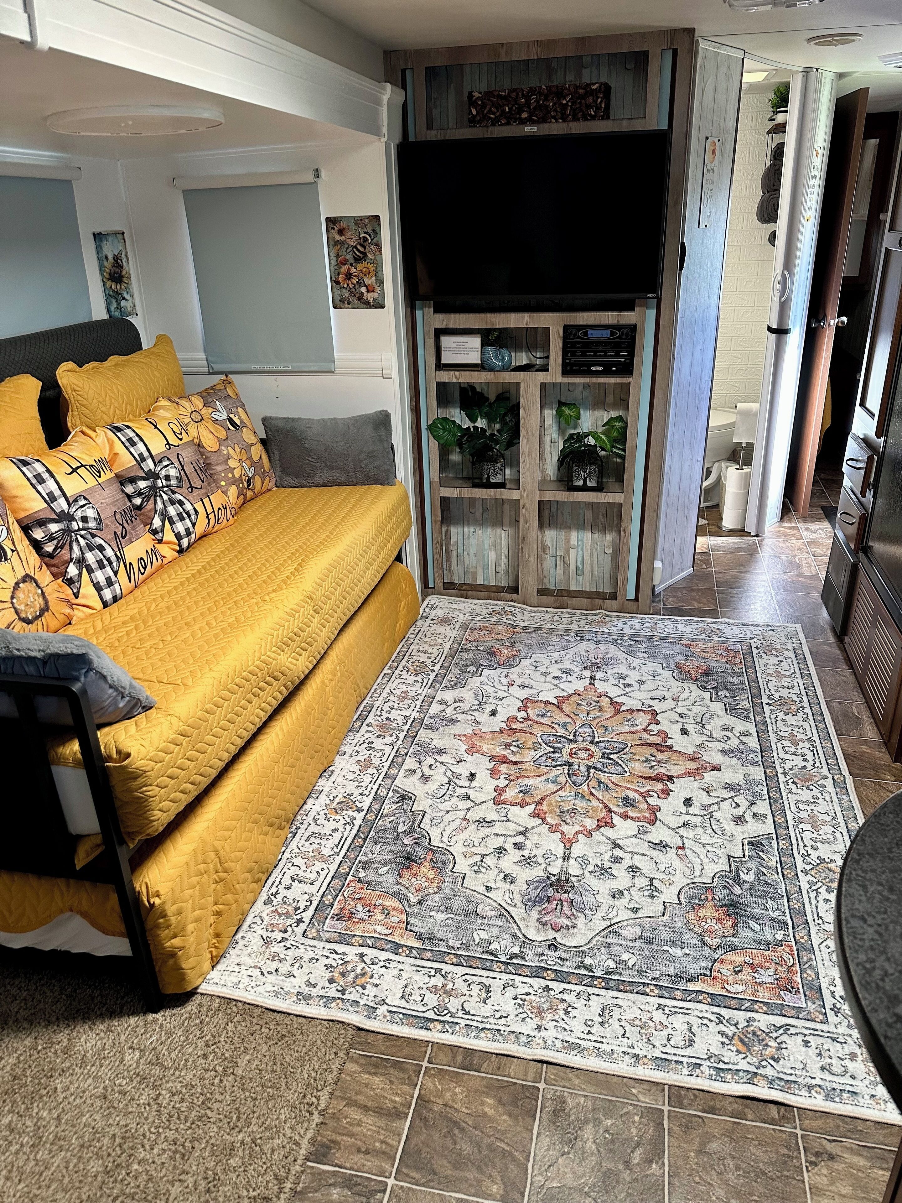 Cozy 1 Bedroom Rv, Pet Friendly In Fantastic Aztec With Animas River Access - New Mexico