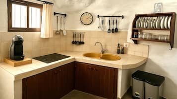Casa de Campo Superior, vista para a montanha | Cozinha privada | Um frigorífico/congelador grande, um micro-ondas, uma placa de cozinha
