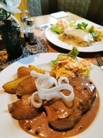 Comida e bebidas