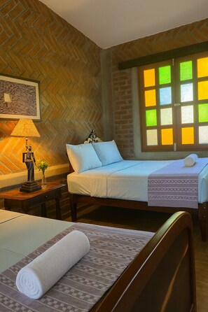 Quarto Duplo Deluxe, não fumadores, vista para a montanha | Com decoração personalizada, com mobília individualizada, Wi-fi grátis 