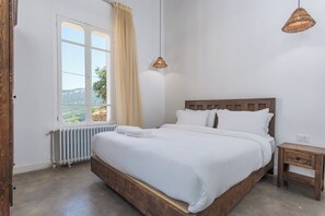 Casa, 4 quartos, cozinha, vista para a montanha | Cortinas blackout, Wi-Fi de cortesia