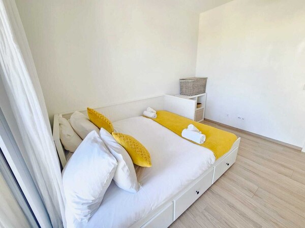 Central 2br Flat W Terrace&parking - Luxembourg