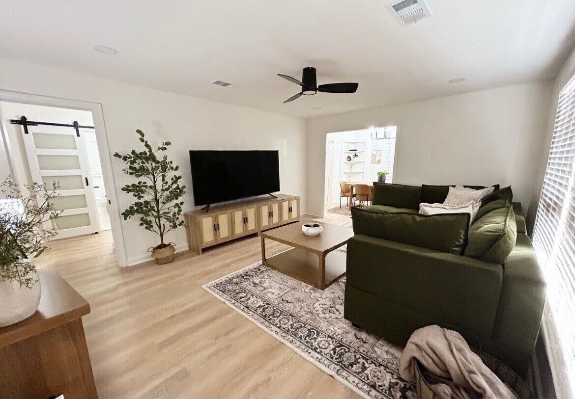 The Hanging Moss Retreat - Jackson, MS