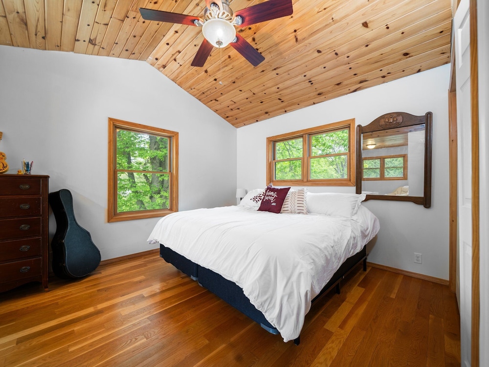 Riverside Retreat - Cozy 3BR Cabin-Style Home w/ Wraparound Deck near Lake City - Missaukee ...