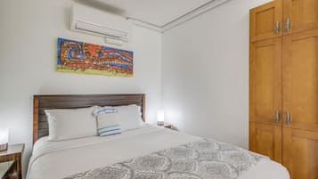 Apartamento em Condomínio Fechado, 1 quarto, vista para o resort | Ferro/tábua de engomar, Wi-fi grátis