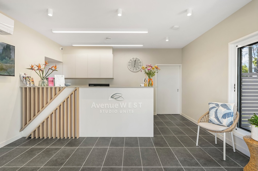Avenue West Studio Units - Toowoomba