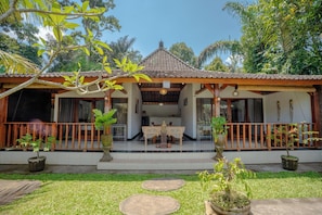 Fachada da propriedade