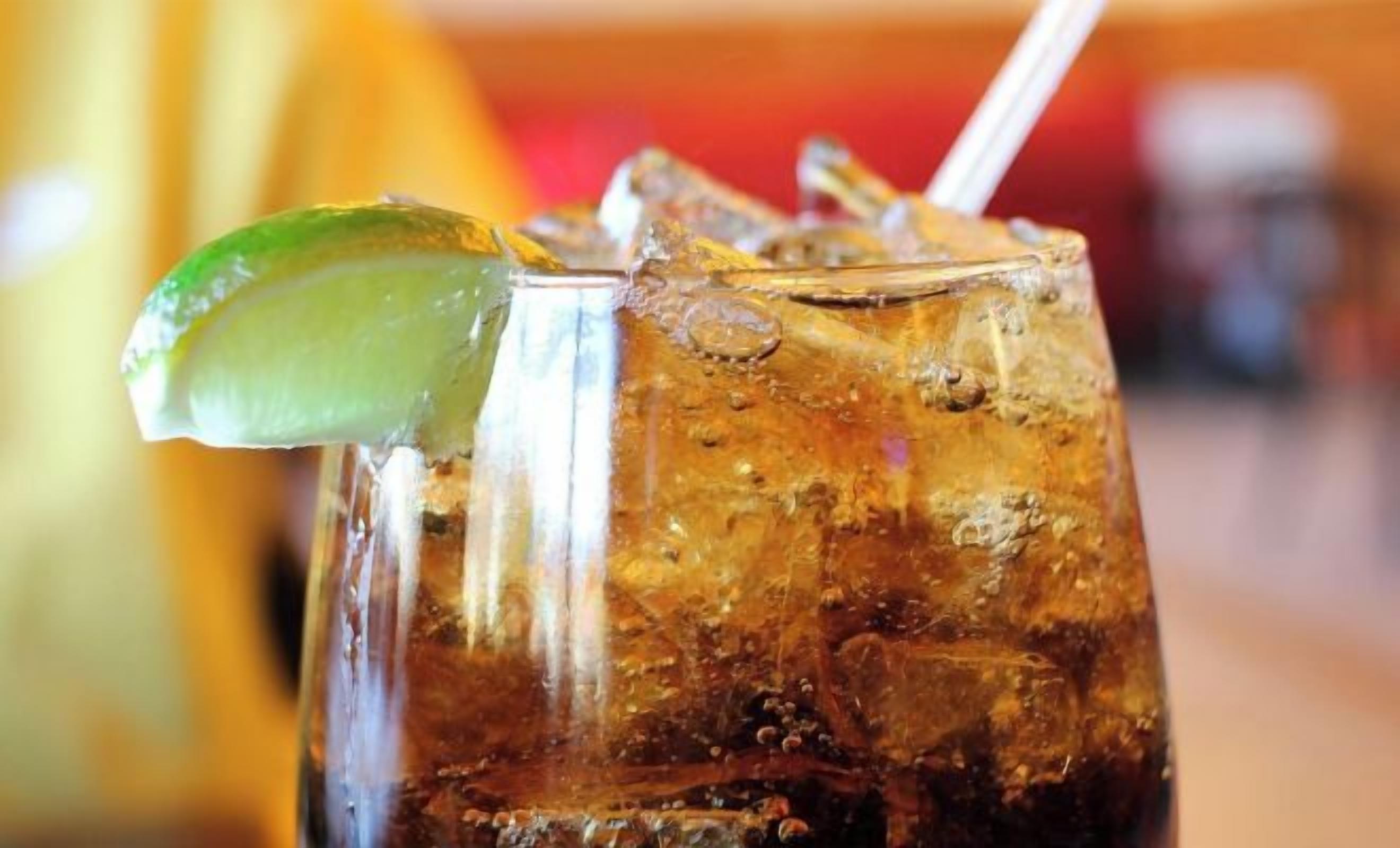 Alimentação e bebidas