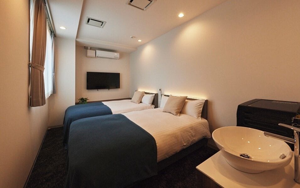 Quarto Twin Económico | Secretária, cortinas/cortinados opacos, Wi-fi grátis 