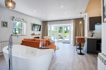 The Pig STY - 1 Bedroom Studio - Princes Gate