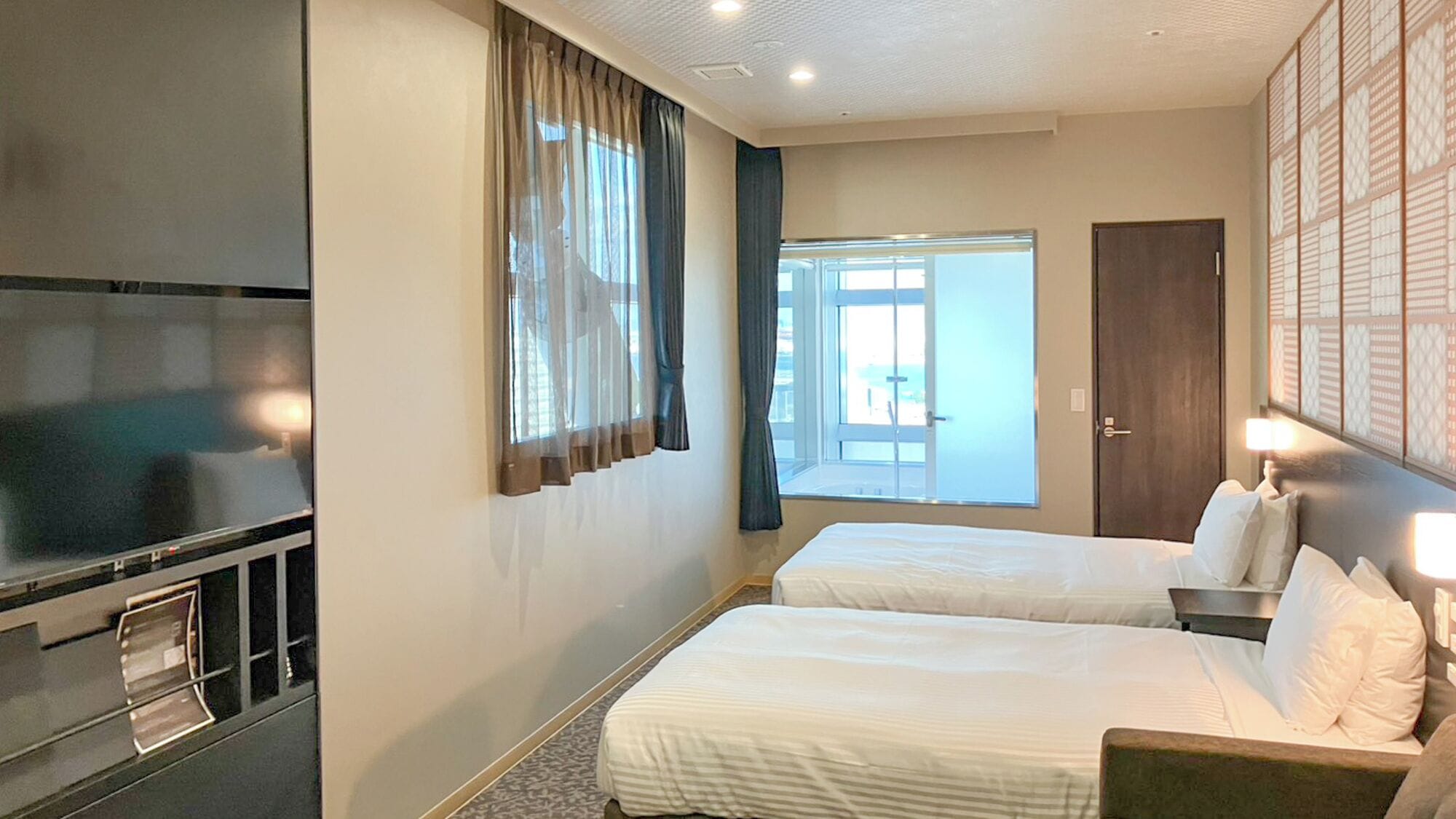 Quarto duplo, para não fumantes, no canto | Escrivaninha, Wi-Fi de cortesia