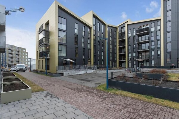 Premium Downtown Queen Apartment Kartuli - Islande