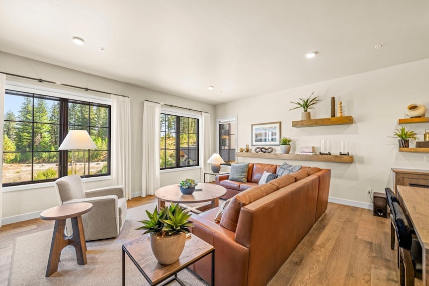 The Powder Nest | 1b Village Condo - Lake Cascade, ID