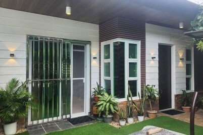 Dels Guest House Homestay