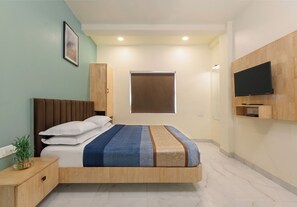 Quarto Duplo Superior | Secretária, Wi-fi grátis 