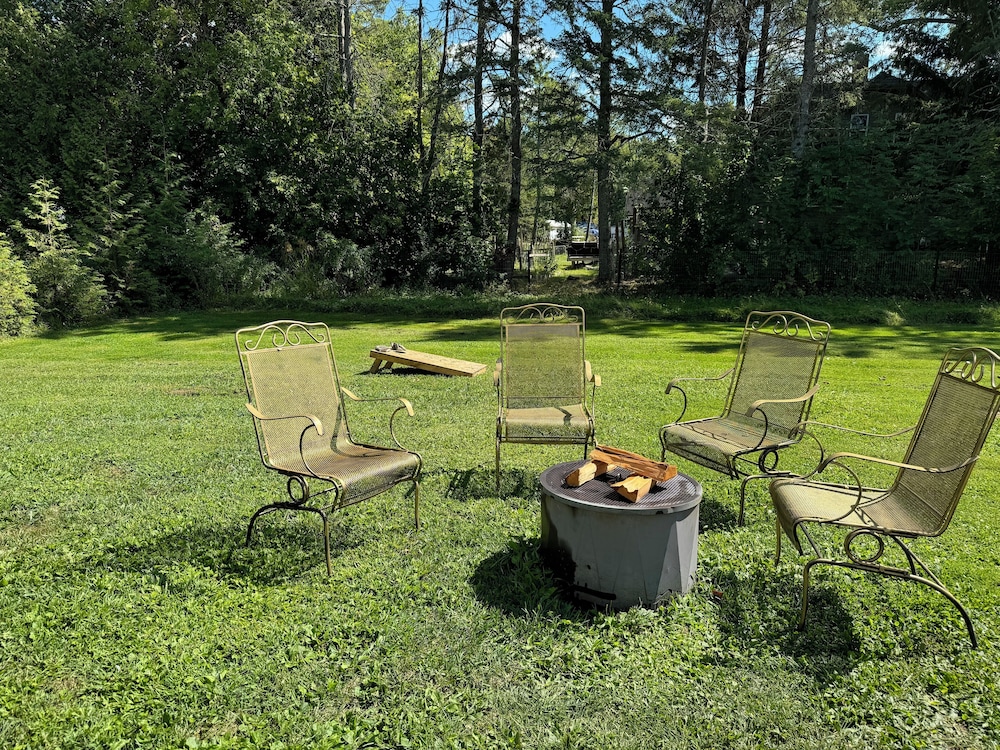 Pine Tree Trail Lodge - Maine