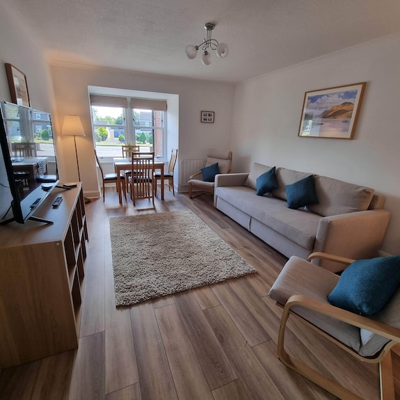 Bright 1 Bedroom Apartment In Drymen - Drymen