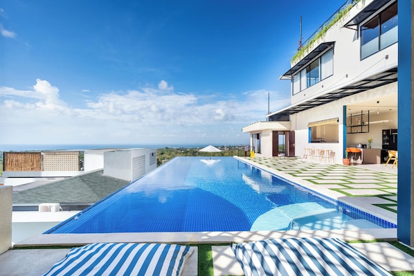Vila luxo, 5 quartos, piscina particular, vista para o oceano | Piscina particular