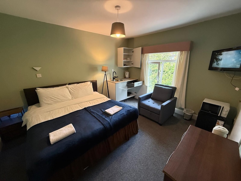 Studio 33 - Portsmouth