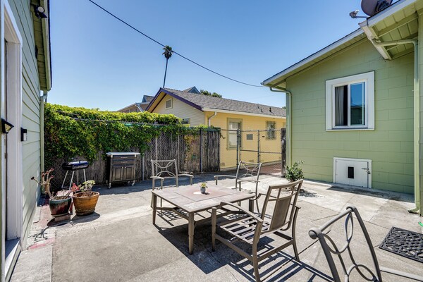 5 Mi To Dtwn Oakland: Studio W/ Shared Patio - Oakland, CA