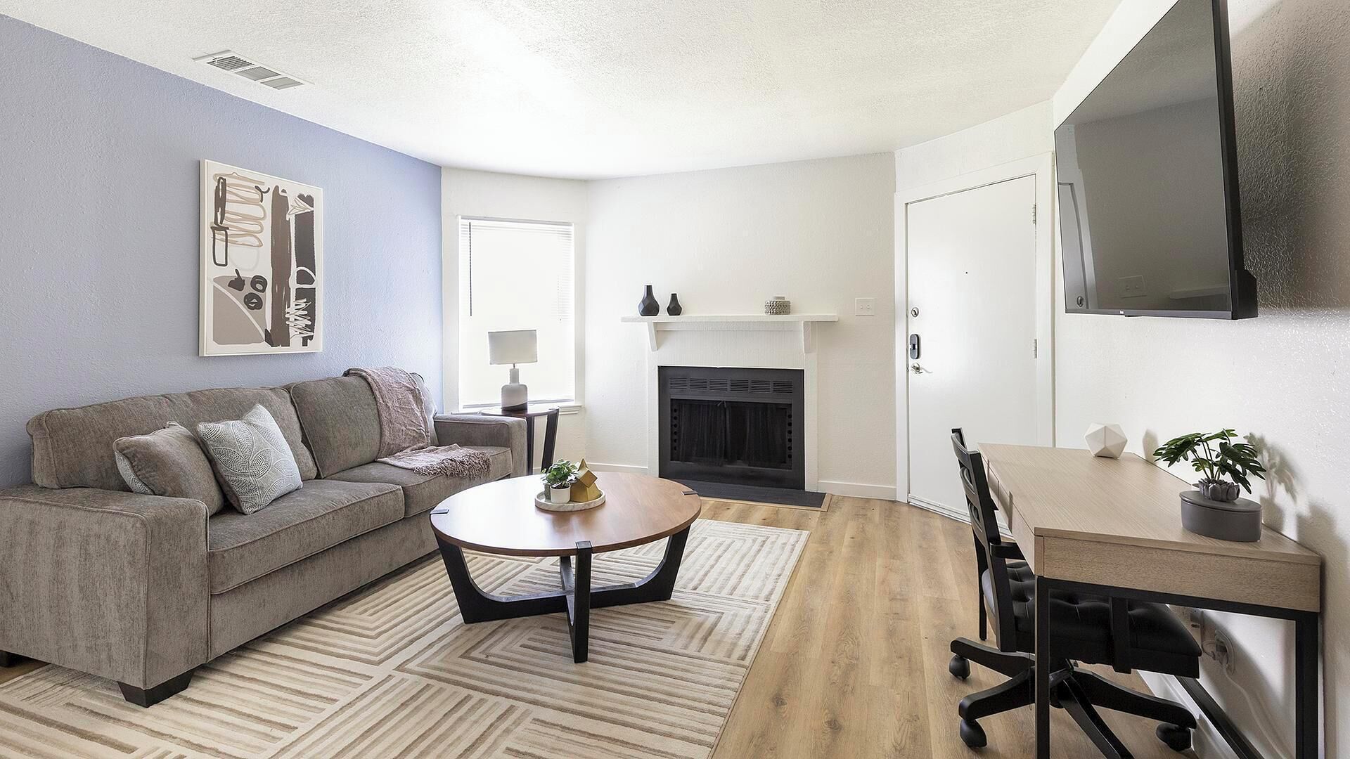 Landing | Modern 2bd, Pool, Tennis Court - Lancaster, TX