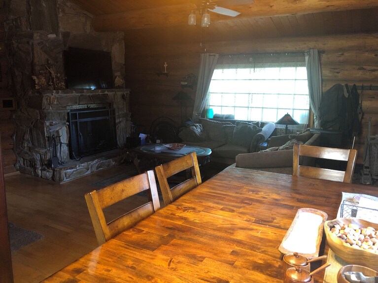 Marvelous 3-bedroom Cabin On River In Fairbanks - Alaska