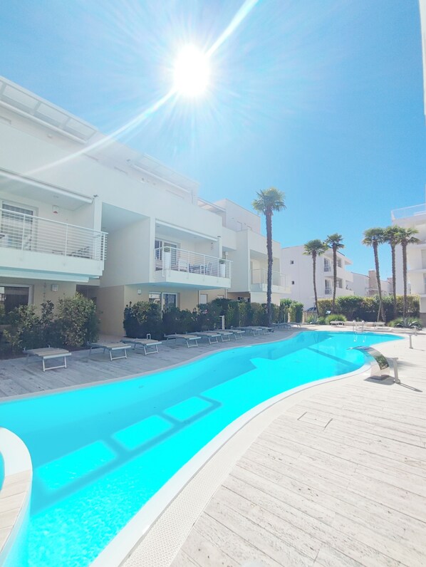 Wave Resort Reviews, Deals & Photos 2026 - Expedia.co.uk