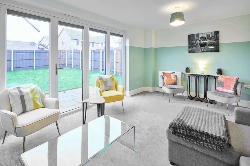 Modern Home In Quiet Environment - Corby